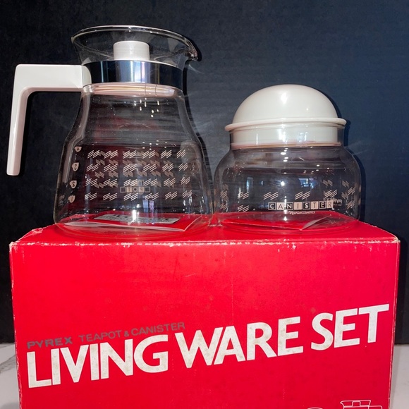 Pyrex | Kitchen | Vintage Pyrex Living Ware Set Teapot Canister Boxed ...